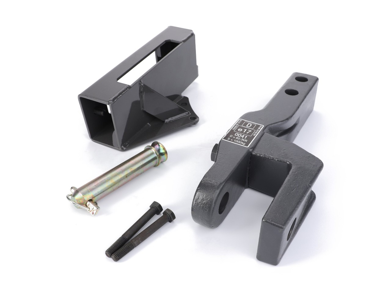 DRAWBAR AND BRACKET V39516800 | AGCO Parts