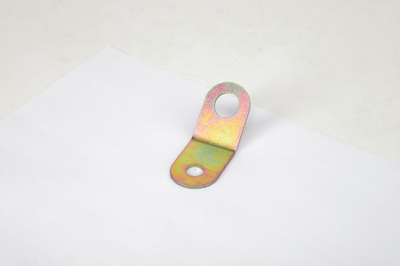 ANGLE PLATE 700173656 | AGCO Parts